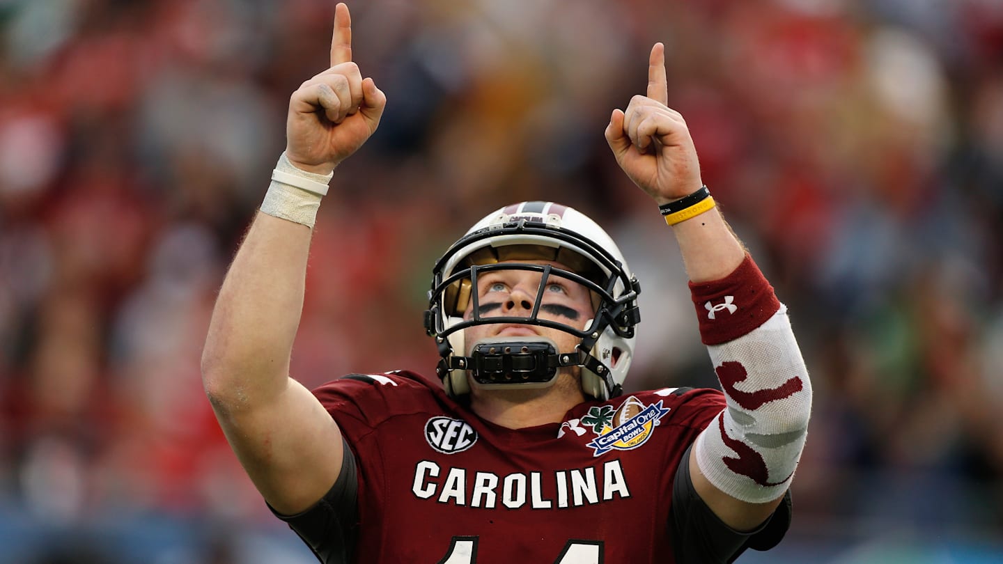 Connor Shaw returns to Williams-Brice Stadium after health scare ...