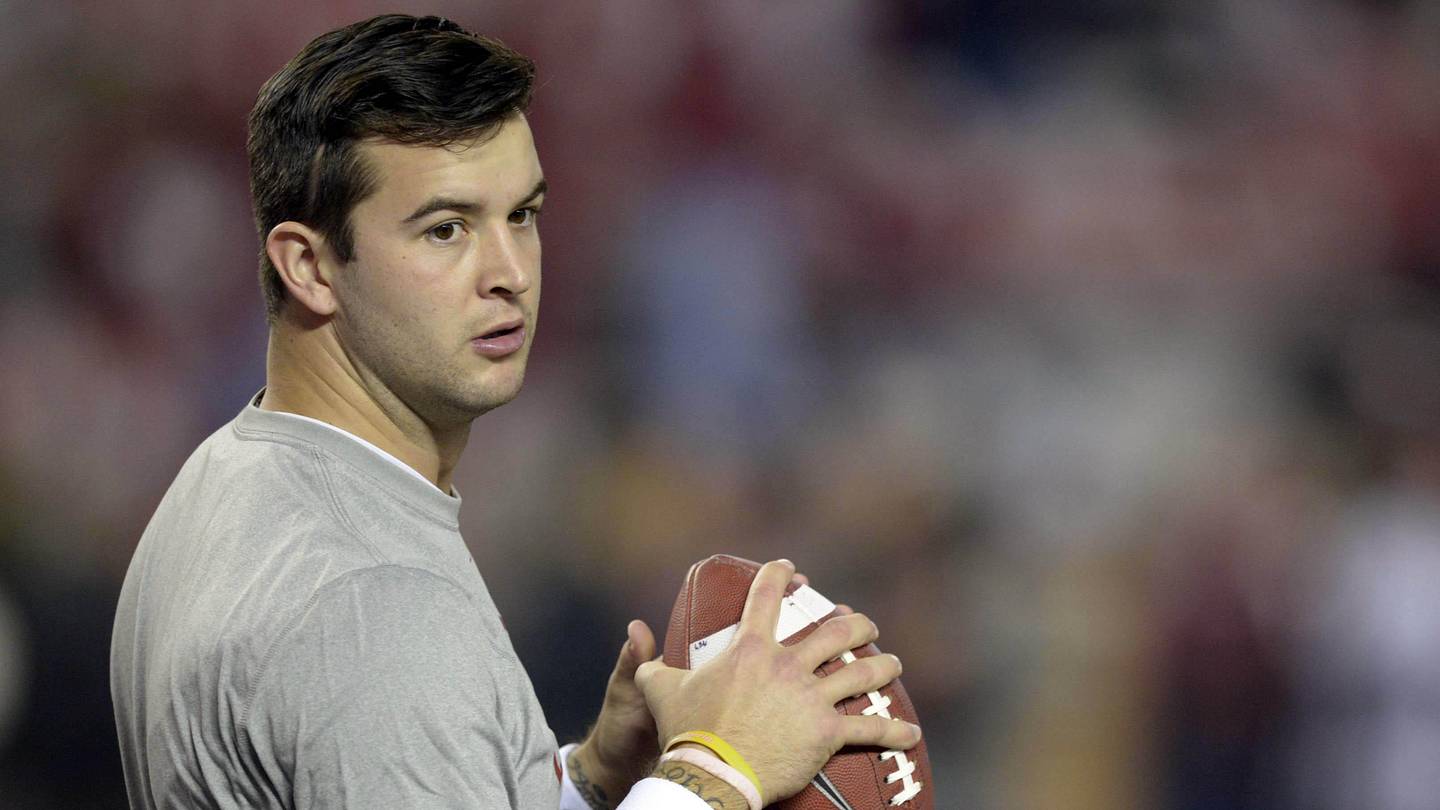 Former college football star QB shuts down career move amid political ...
