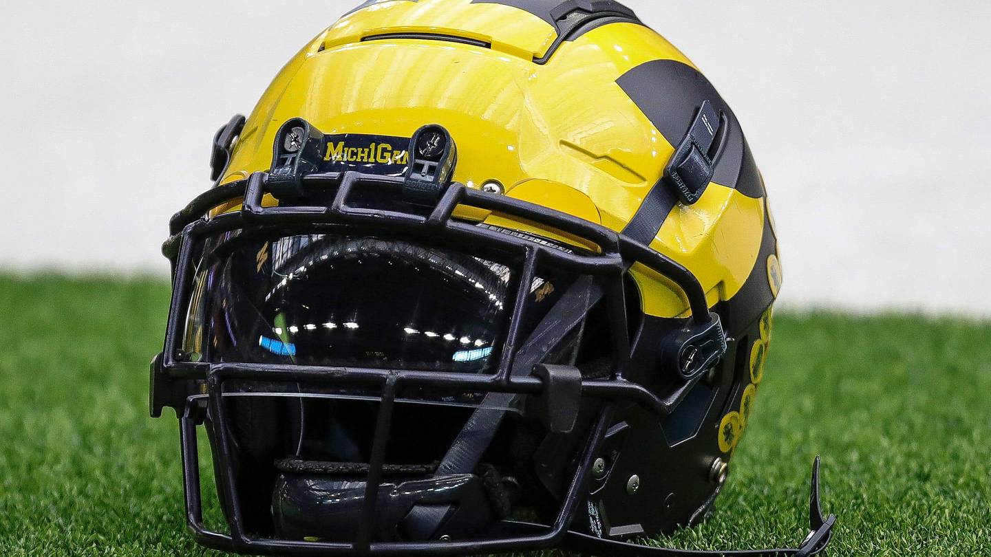 NEW: Michigan Football projected to land transfer WR after win over ...