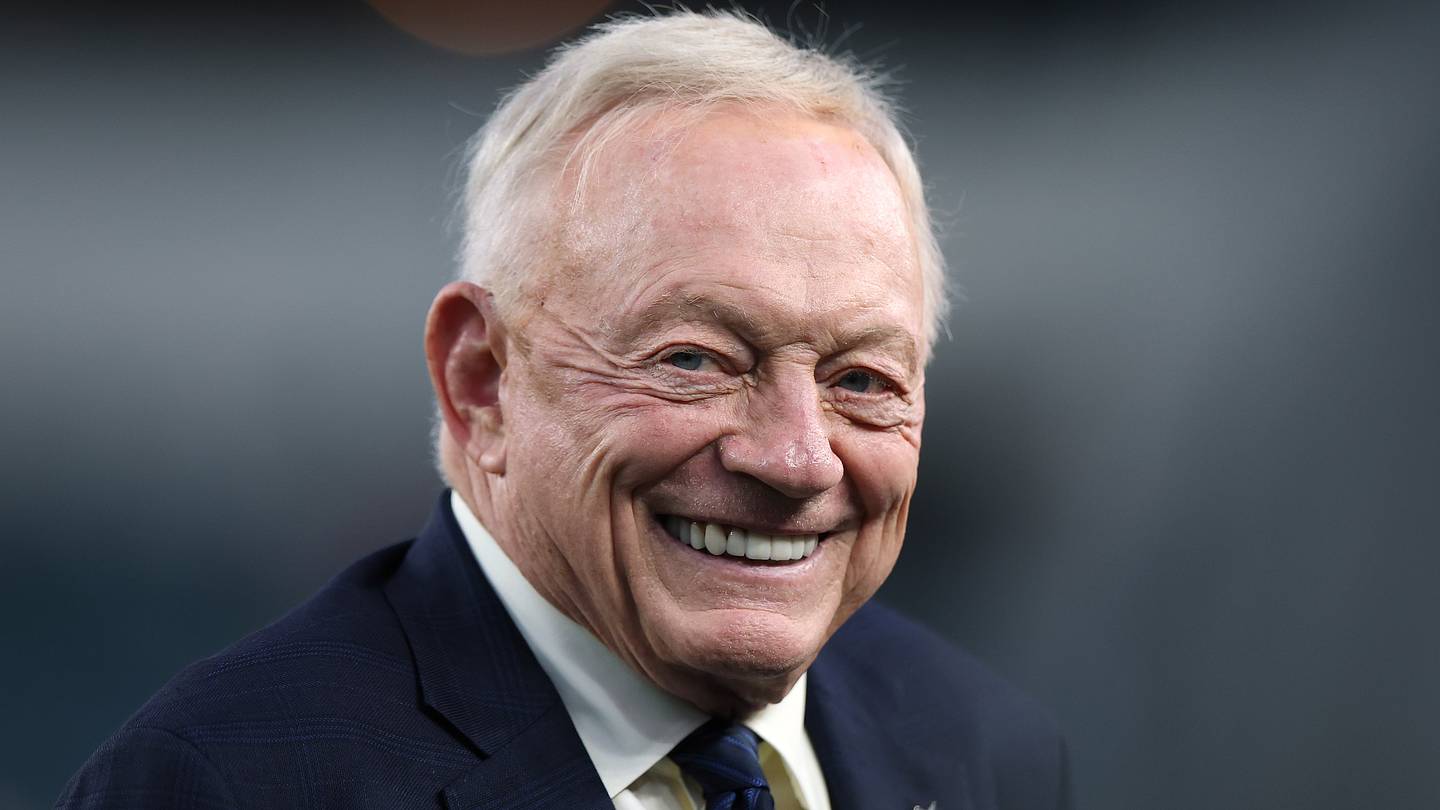Jerry Jones just made a Dak Prescott statement that would get any GM fired