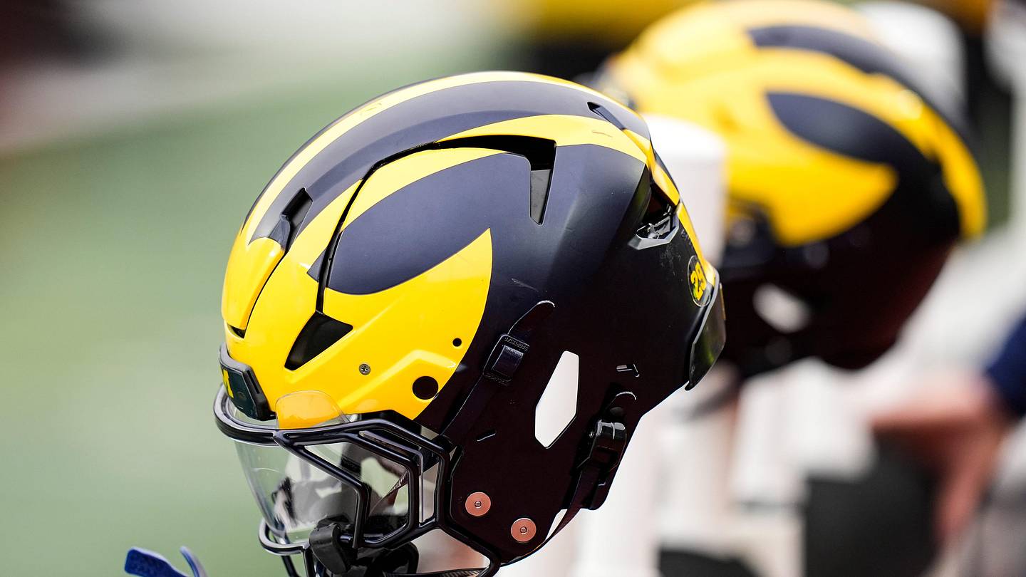 Michigan Football Emerging as Leader for Two Top-20 In-State 2027 Prospects