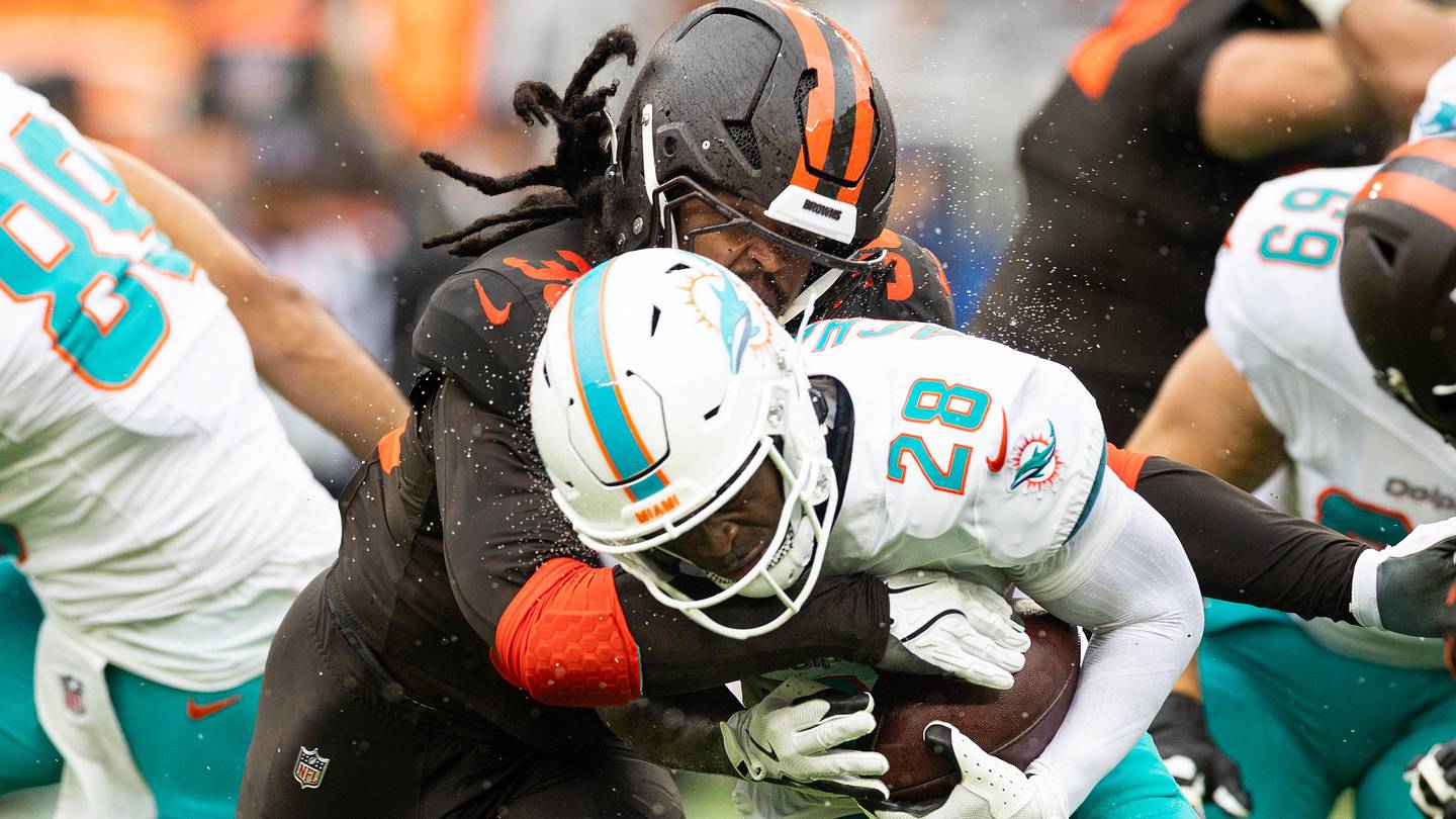 Dolphins' Season Hits New Low After Embarrassing Loss to Browns