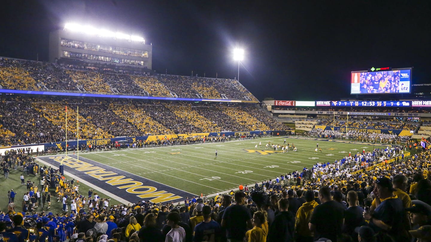 CBS Sports analyst describes "spiritual experience" at Milan Puskar Stadium