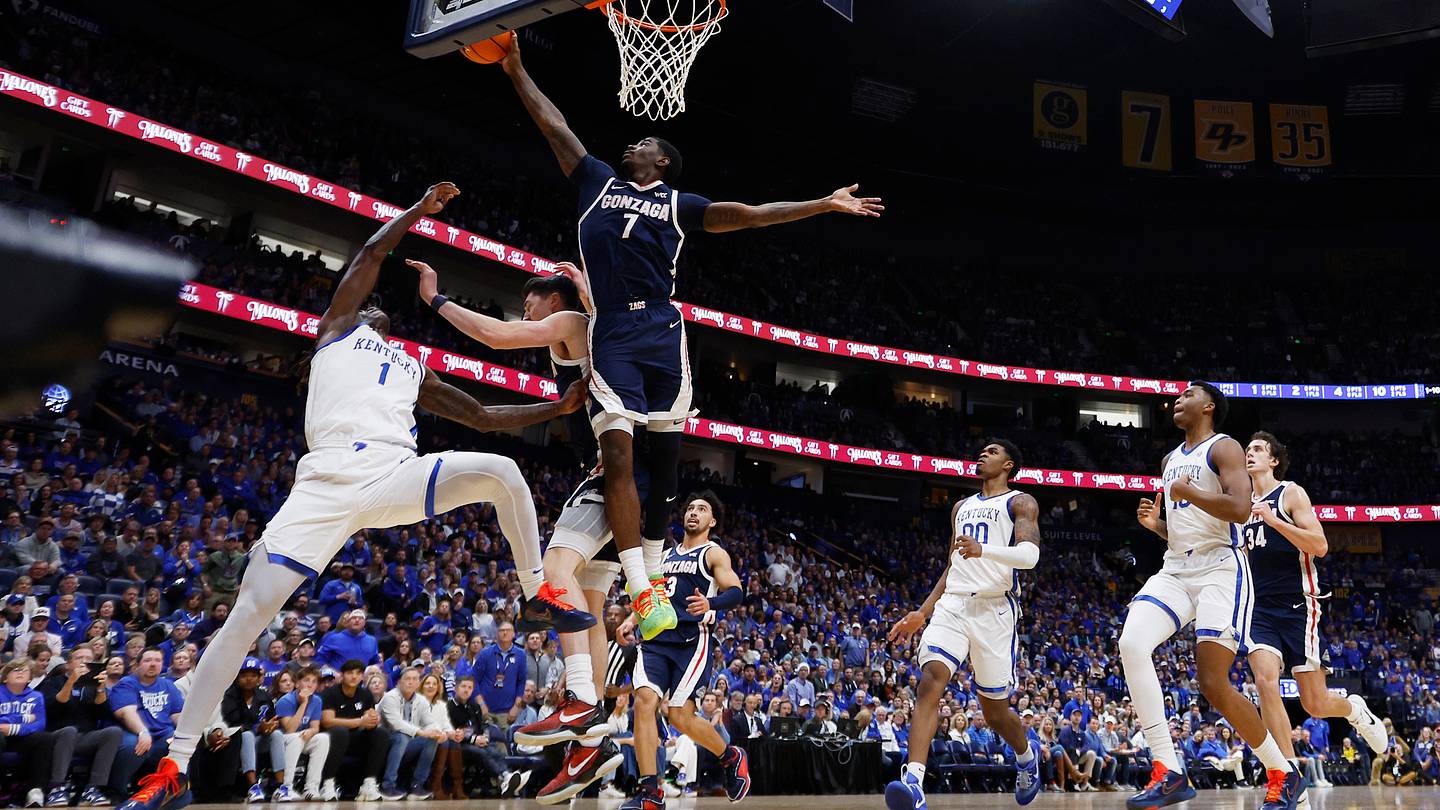 Kentucky hits rock bottom in lifeless blowout loss to Gonzaga in Nashville