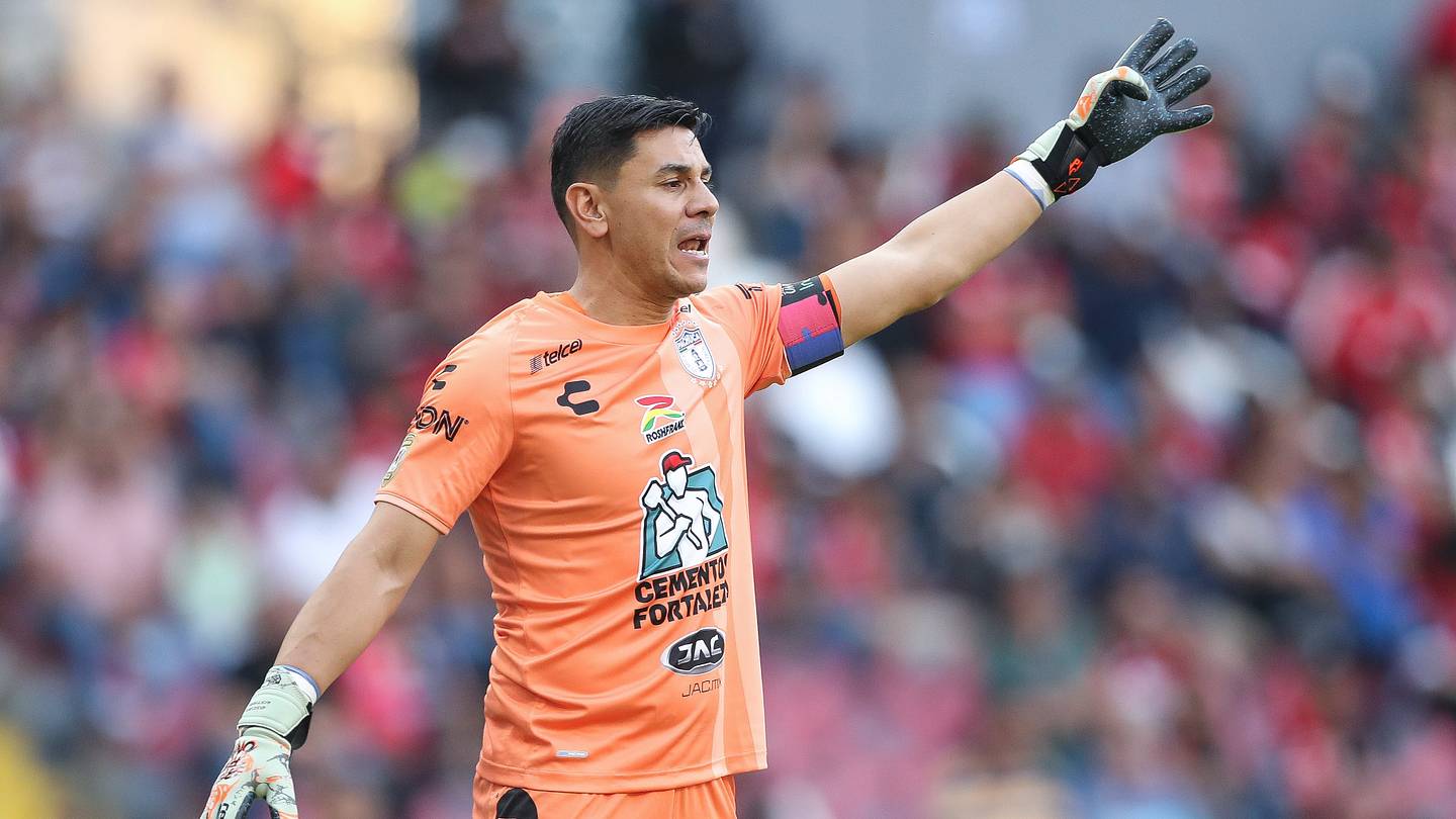 Oscar Ustari Joins Inter Miami Filling a Key Gap in the Roster