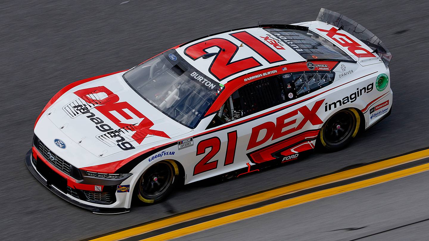 NASCAR team capitalizes on under-the-radar rule, changes drivers