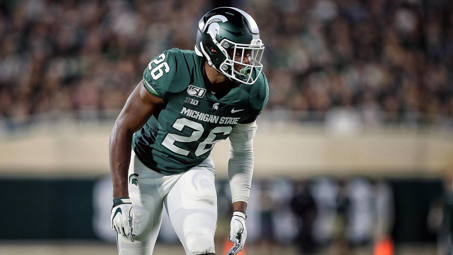 Michigan State football offers younger brother of former Spartan LB
