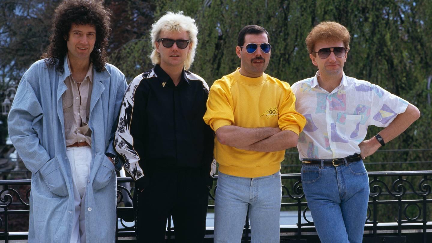 Queen's final concert of the Magic European tour in Knebworth 1986 ...