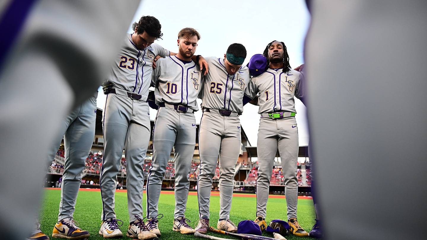 How It Happened: LSU Baseball Suffers Stunning 7-2 Loss to Louisiana ...