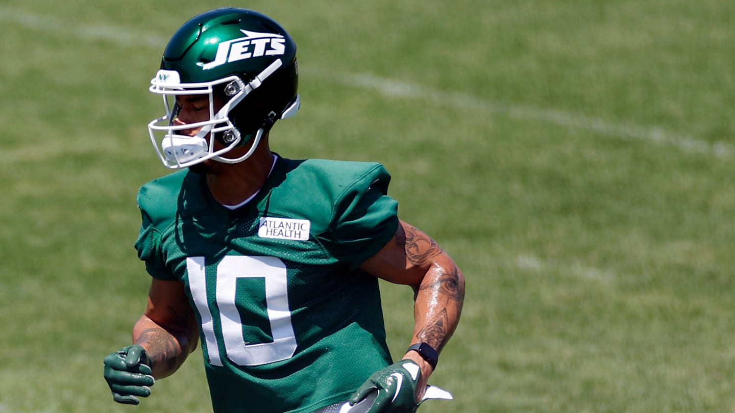 Allen Lazard struggles with drops in disaster day at NY Jets OTAs