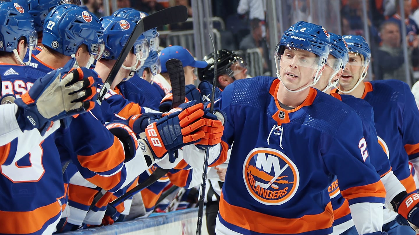 NY Islanders Mike Reilly Returns to Lineup After Long Recovery from ...