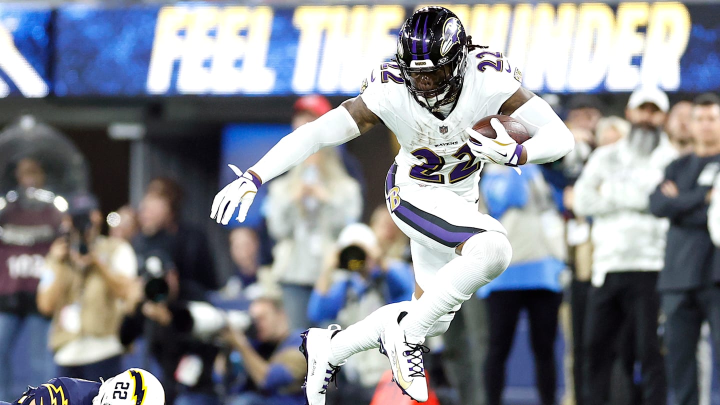 Khalil Mack’s comments on Derrick Henry are as out of touch as it gets