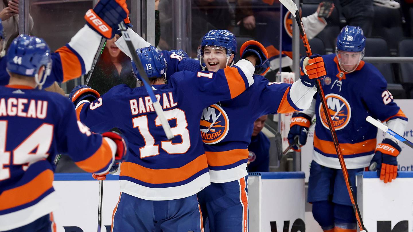 The Upshot: The Islanders rally again at home; defeat Calgary Flames 4 ...
