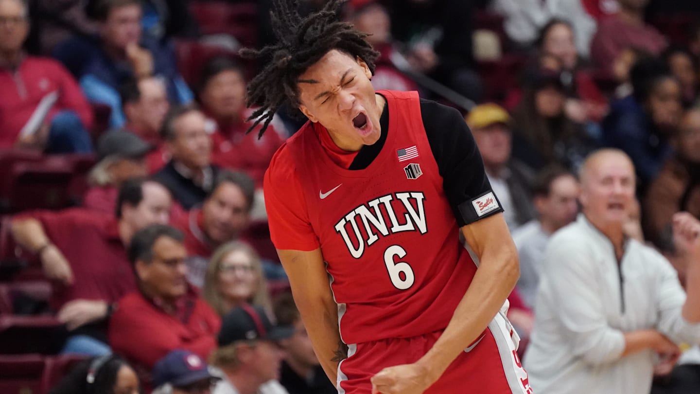 UNLV Runnin' Rebels Pull Off Huge Road Upset Over Utah State Aggies