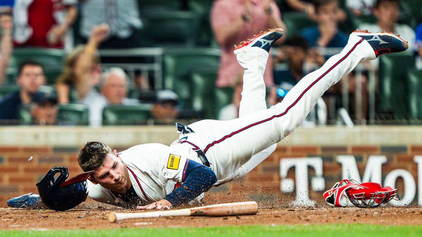 Surprise Braves player matches rookie sensation's impressive sprint speed