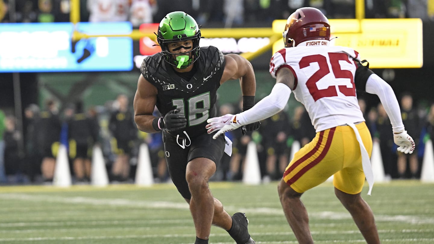 Oregon embraces another Big Ten hostile environment at Husky Stadium