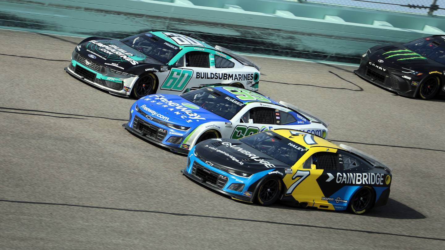 One NASCAR Cup driver switching teams for the 2026 season