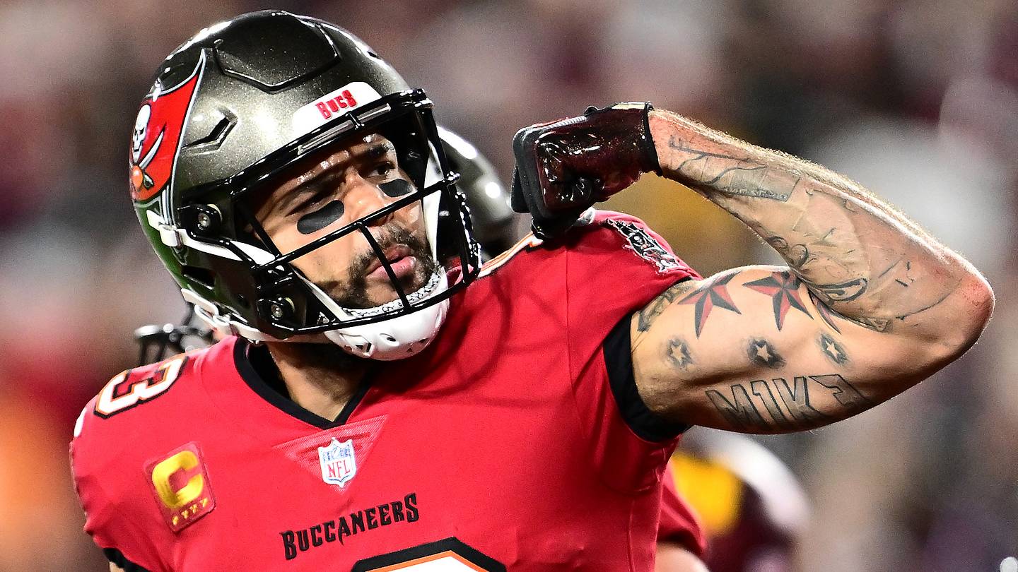 Mike Evans quietly hints at what Buccaneers fans have long feared
