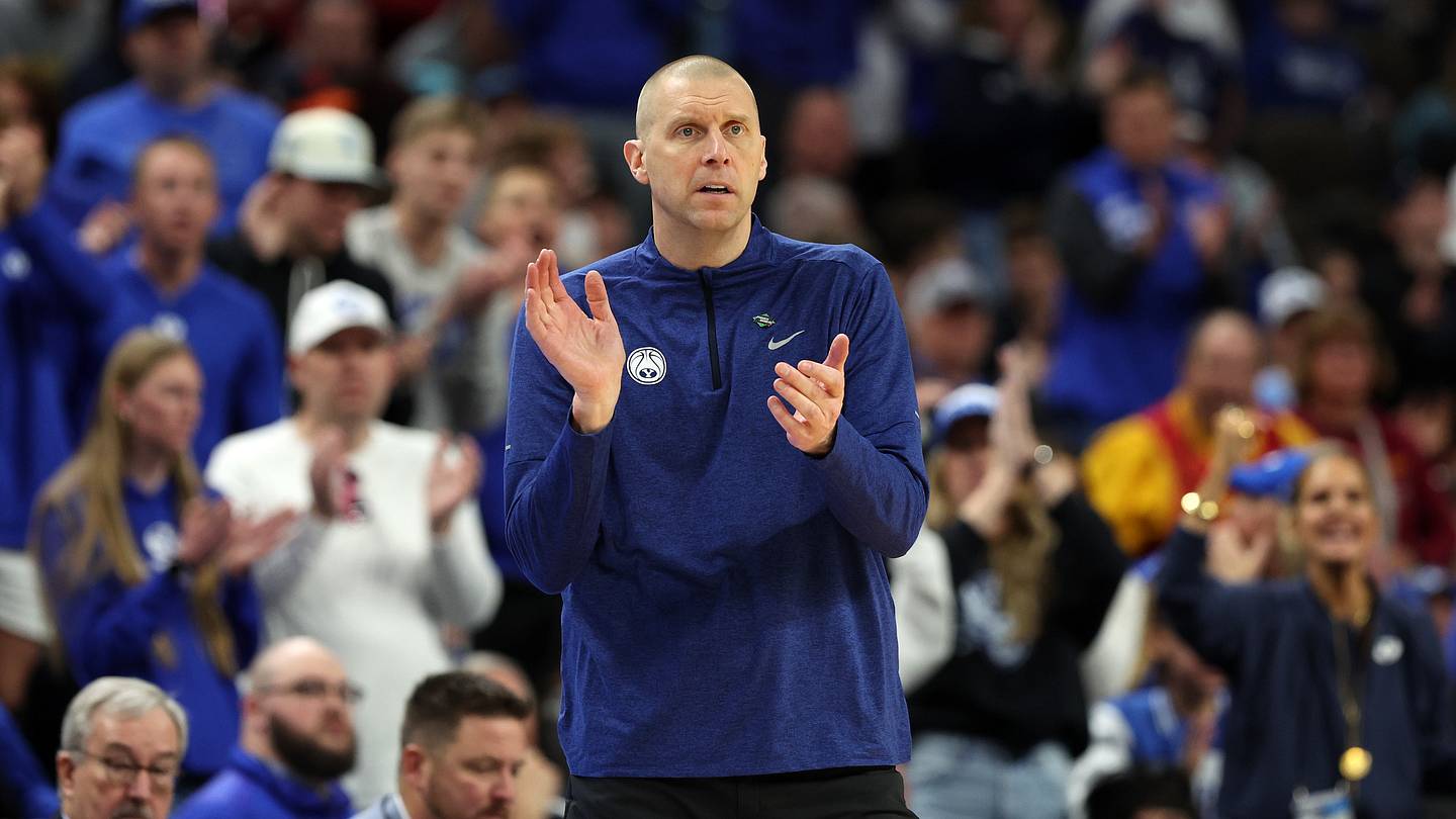 Pope Prayers: Kentucky head coach ‘praying’ star will return to Lexington