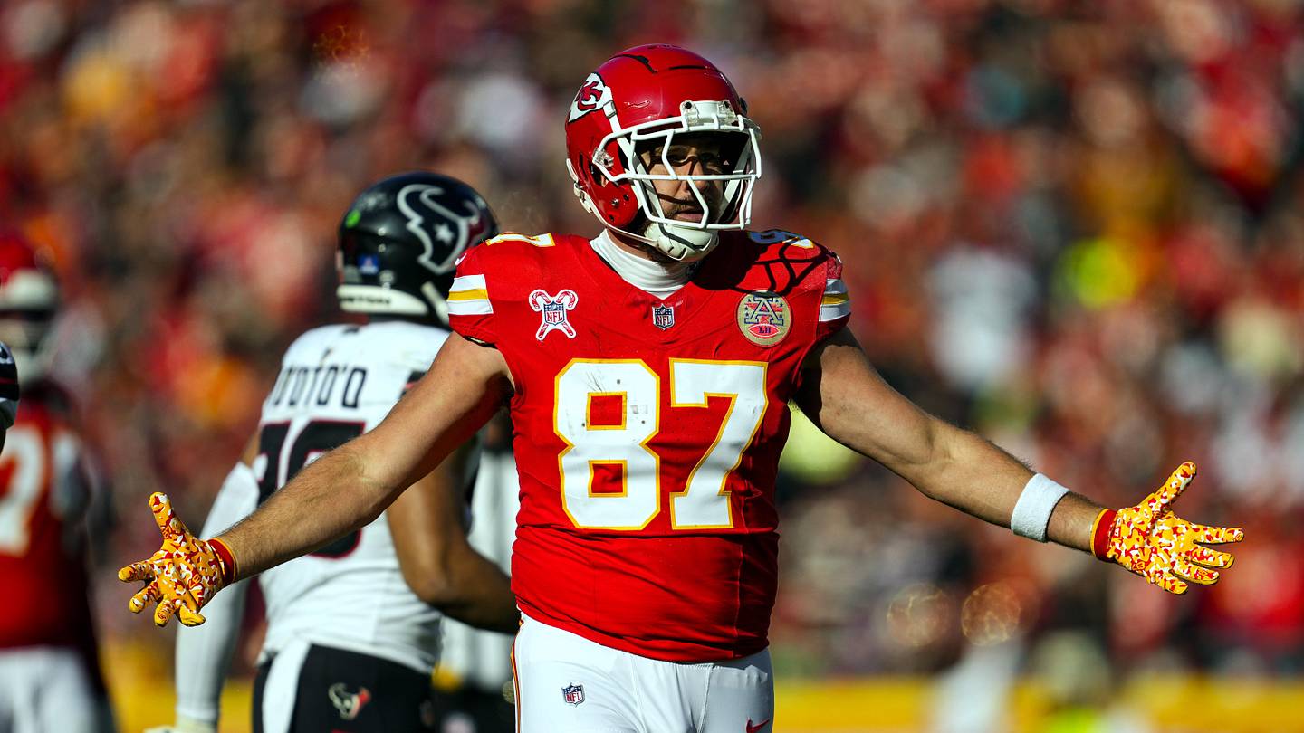 Chiefs Post Perfect Two-Word Message to Welcome Travis Kelce Back in 2025