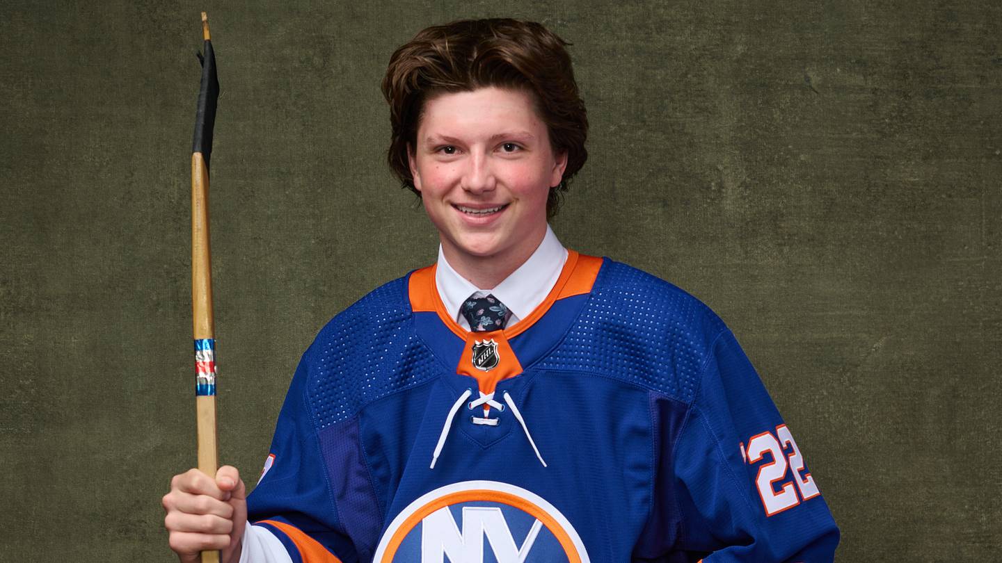 NY Islanders' Prospect Quinn Finley Traded to Chicago Steel of USHL