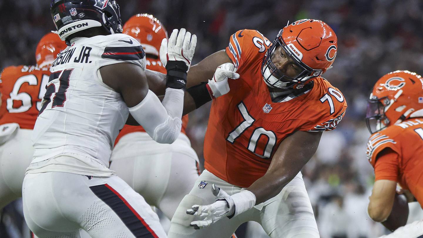 Bears' Braxton Jones named top trade candidate by ESPN