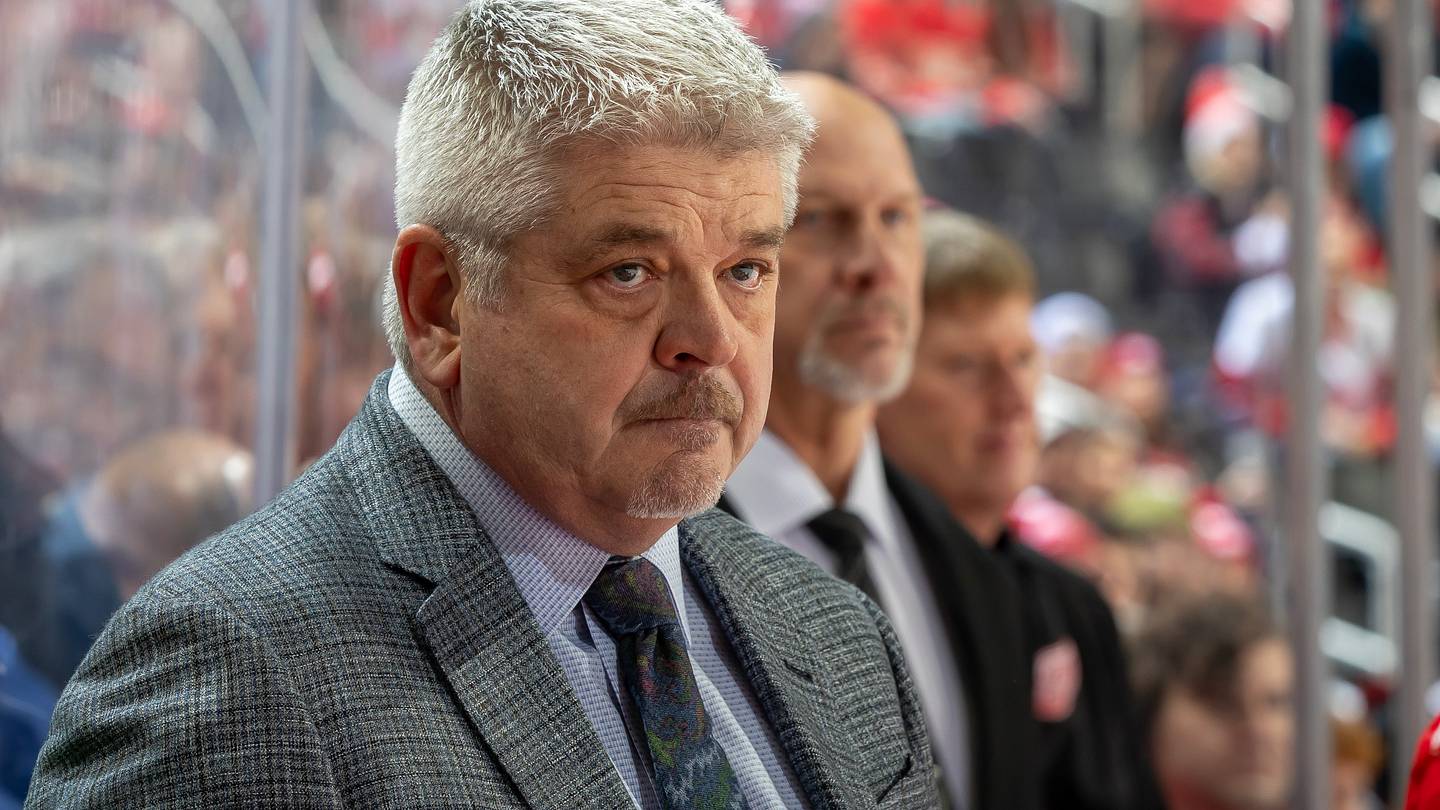 Todd McLellan made his midseason stance on the Red Wings crystal clear