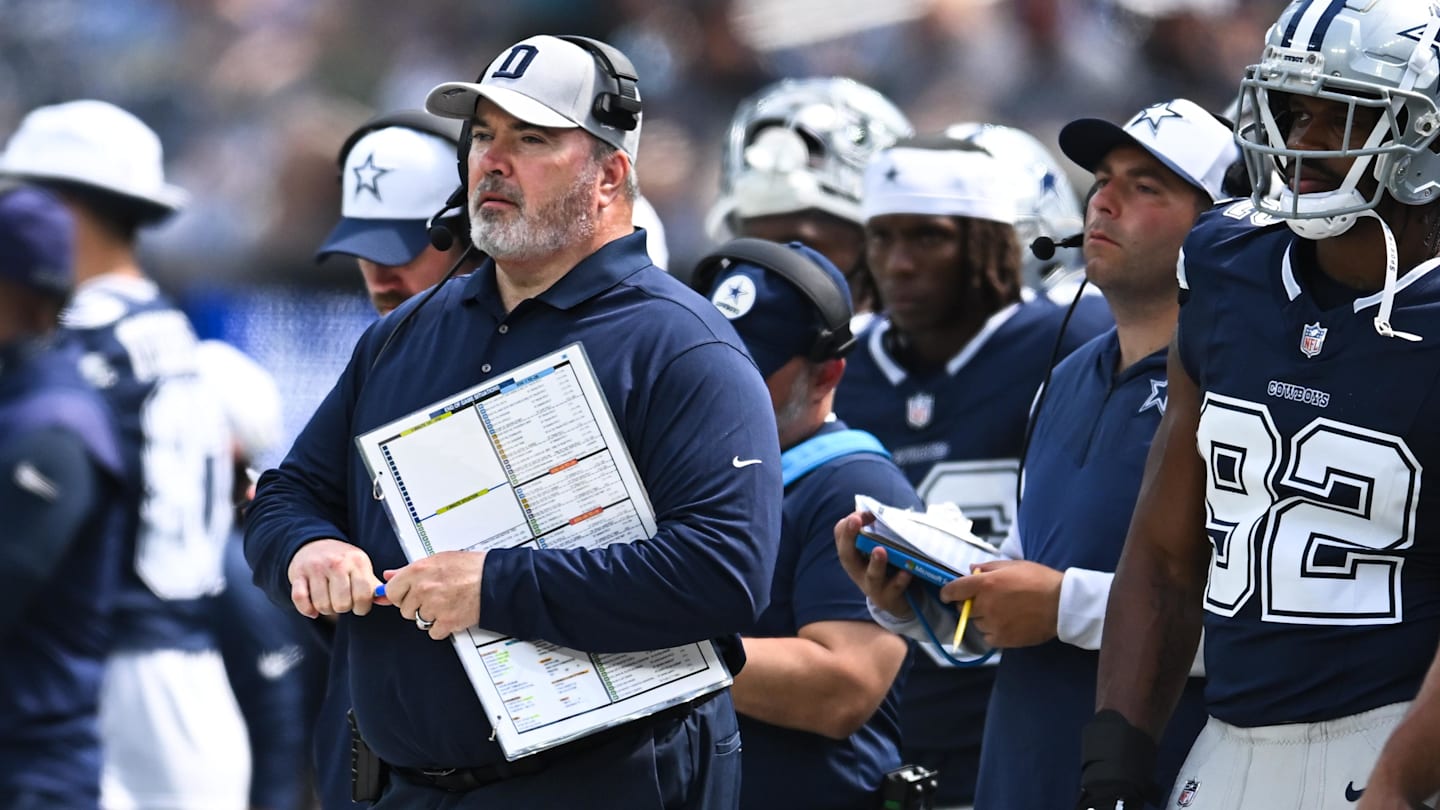 Cowboys RB's Time in Dallas Possibly Nearing an End After Surprise News