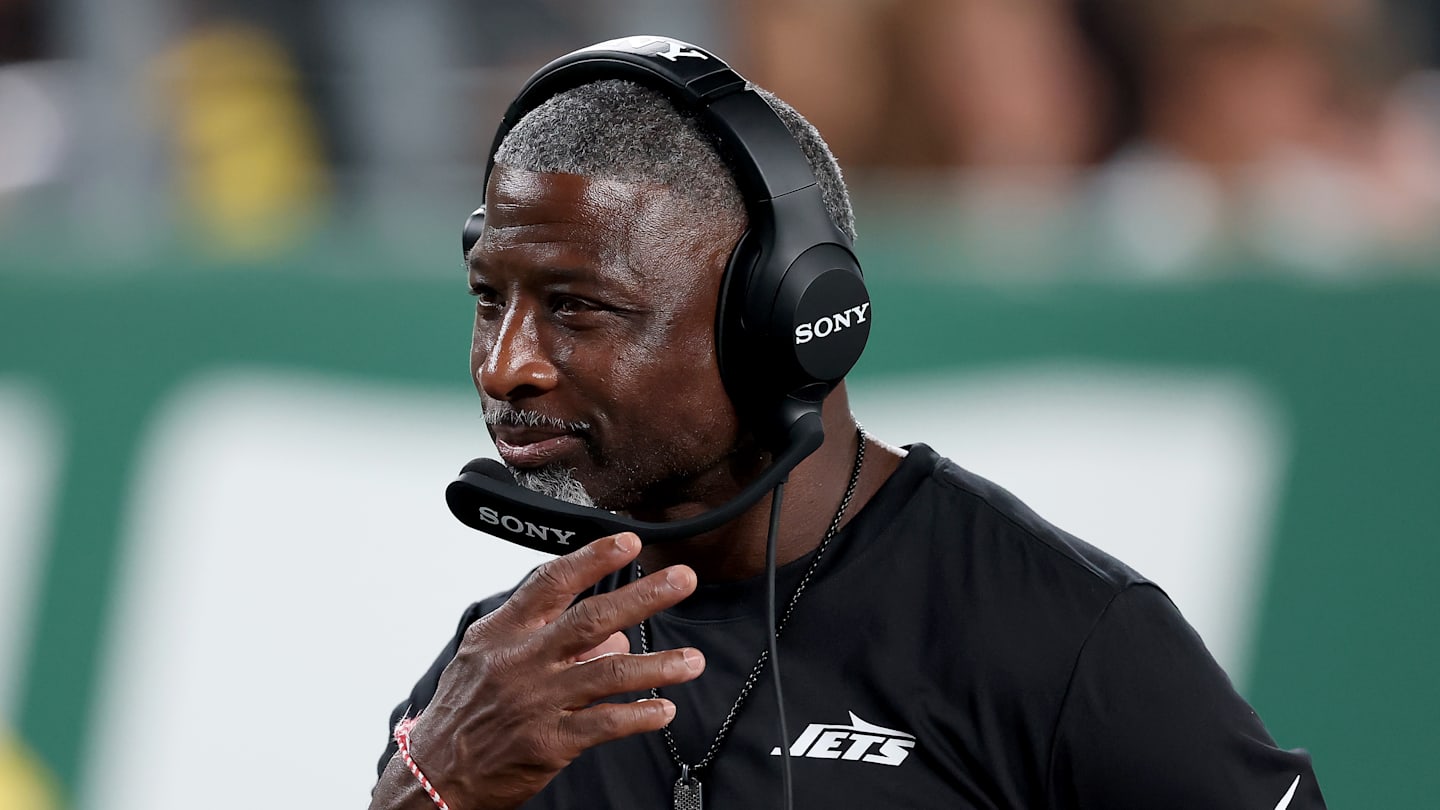 Jets could solve tight end problems with one smart move after roster cut