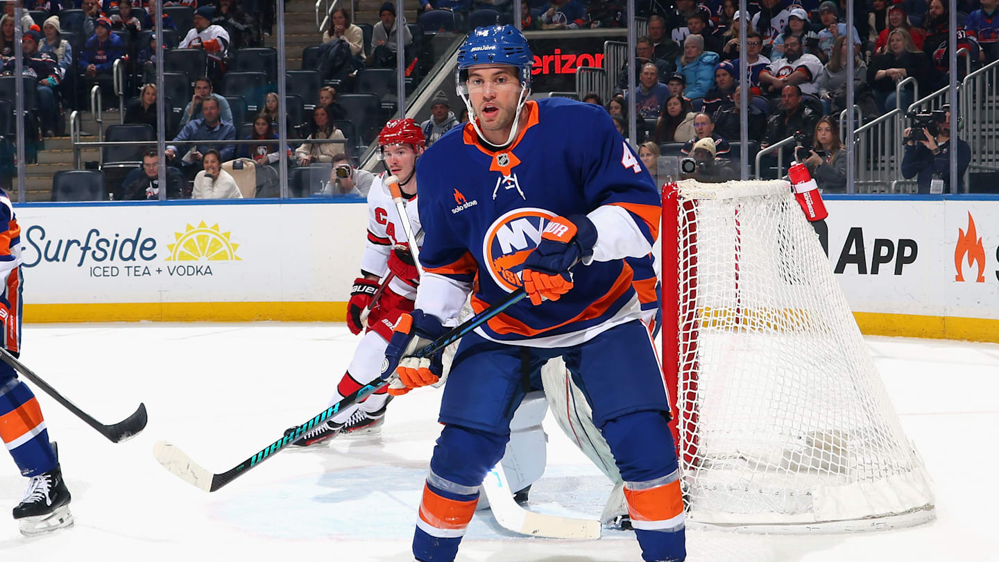 Tony DeAngelo plays over 25 minutes in NY Islanders debut after Ryan ...