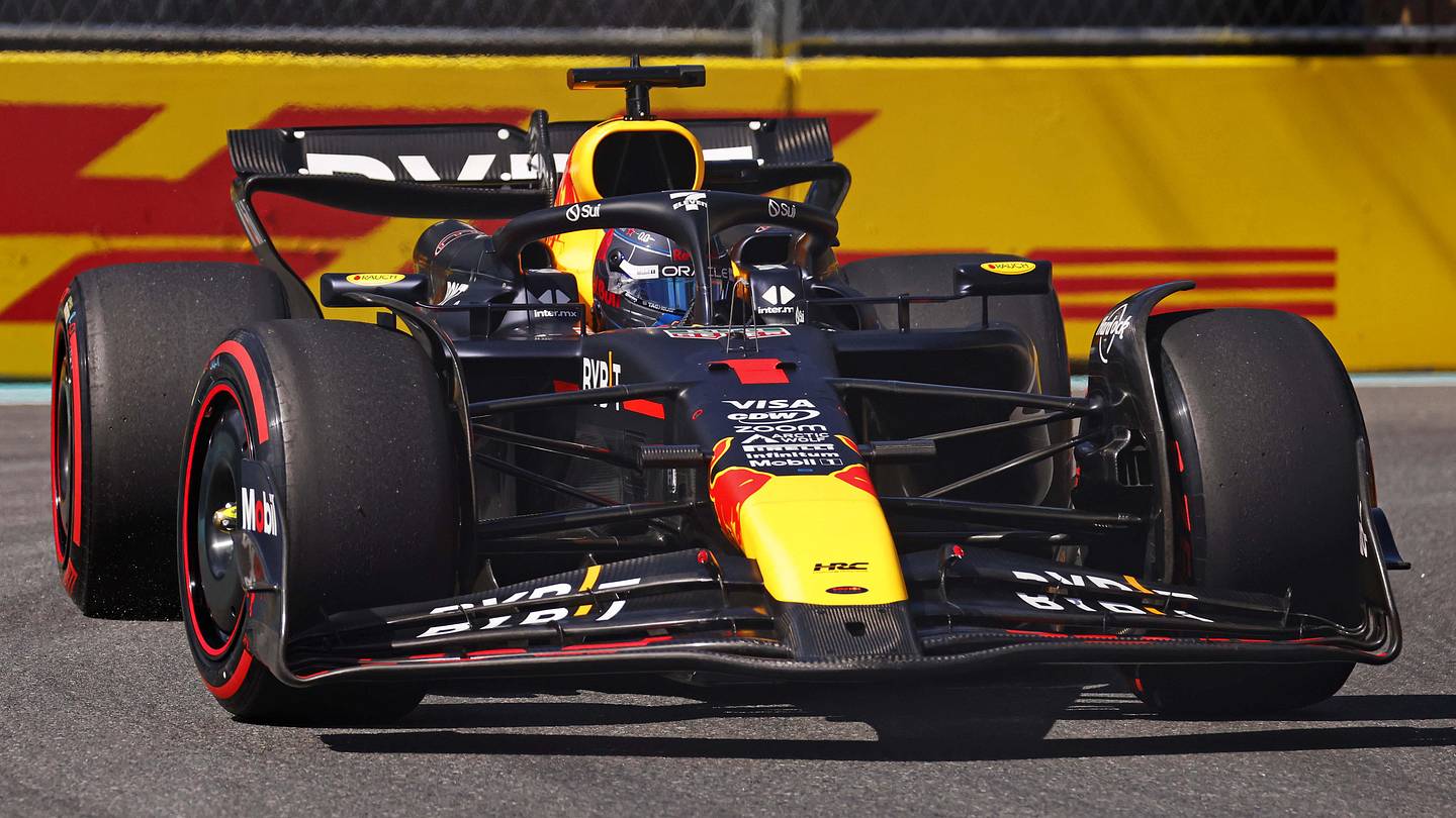 F1 News: Red Bull Loses Key Director To New Rival Team