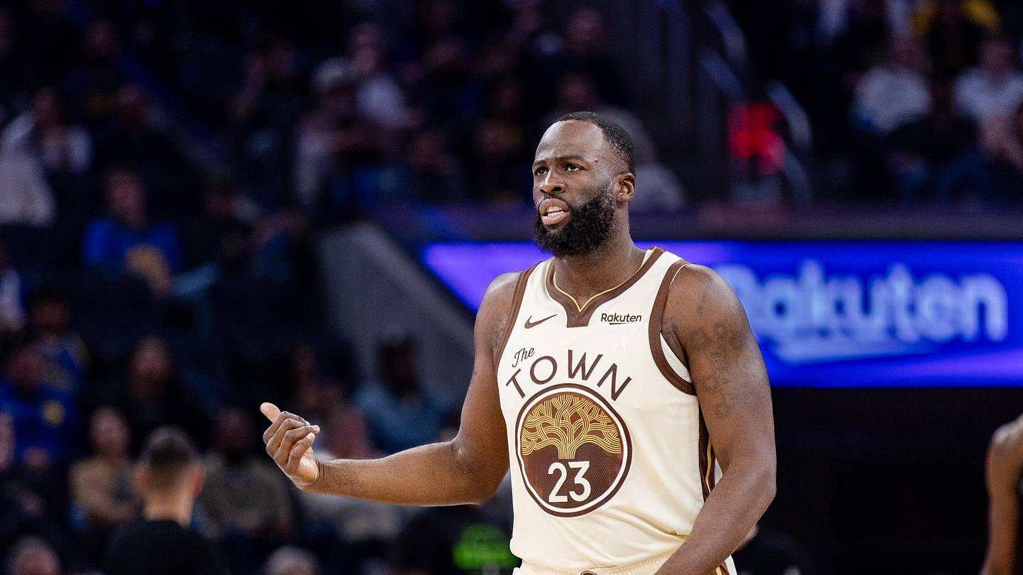 Draymond Green Drops Hint on Status for Next Game After Suffering Foot ...