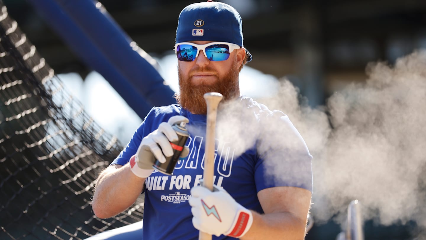 Chicago Cubs starting lineup stuns Brewers (and fans) ahead of NLDS Game 2