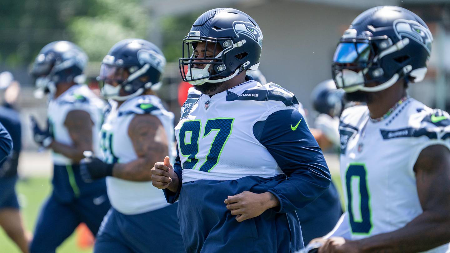 Former Cowboys star is raising the bar for Seahawks in camp