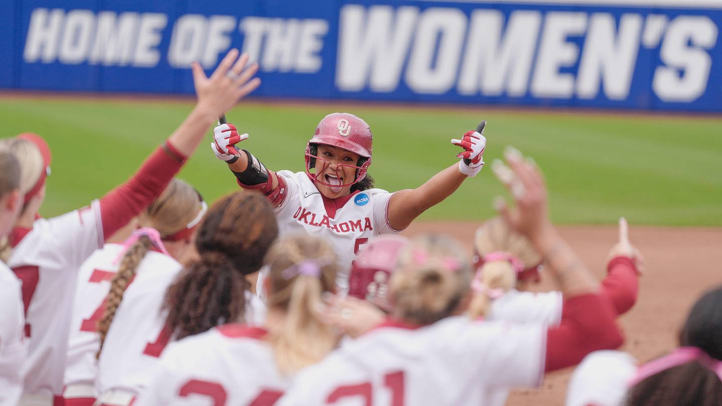 Oklahoma softball walk-off had fans, legends and even the school ...