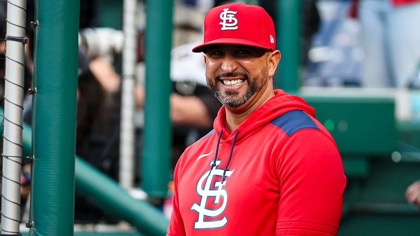 Oli Marmol stiff armed two Cardinals legends to keep his job