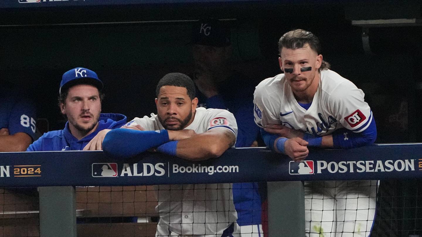 Royals Announce Massive Unexpected Signing to Start Free Agency