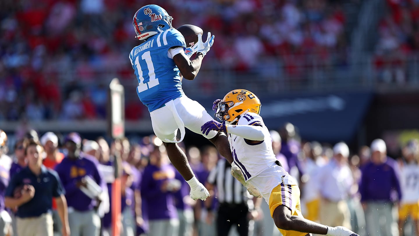 Offense leaves defense out to dry as LSU falls to Ole Miss