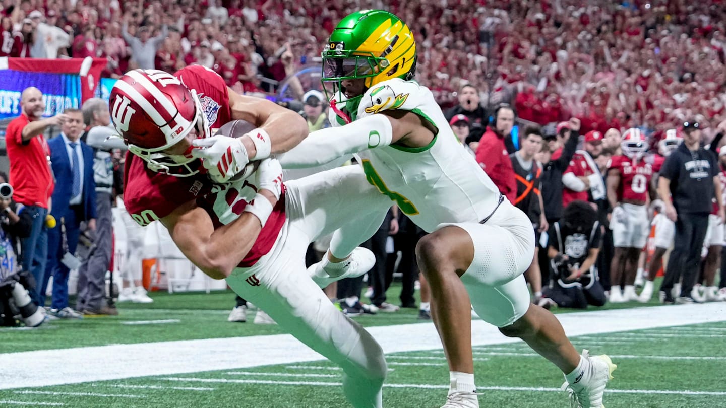 Oregon crushed at the Peach Bowl, ending their season
