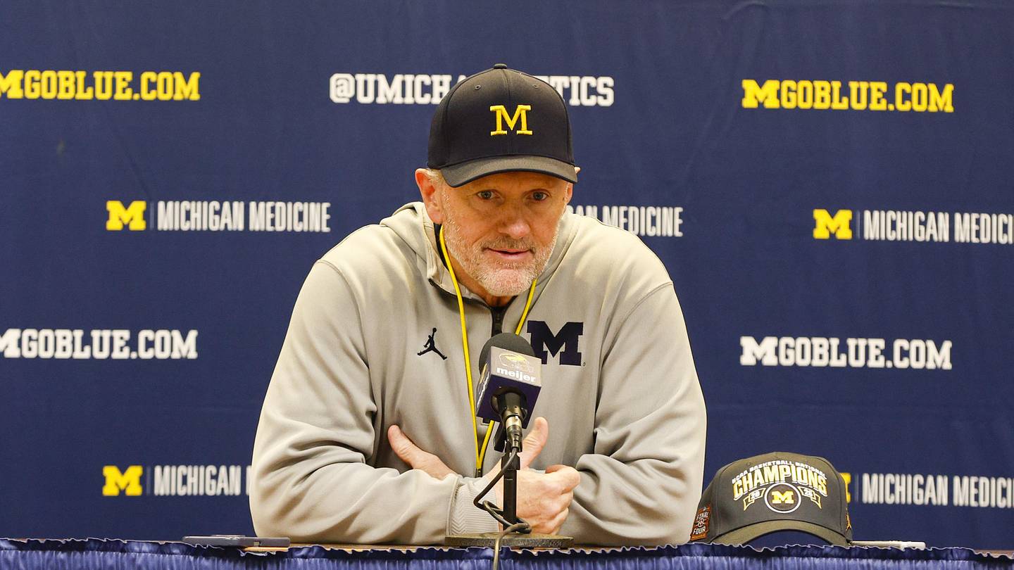 4-star Michigan OL target has fans dreaming with new official visit post