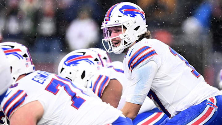 Josh Allen surprises Bills' offensive linemen with beefy Christmas gift