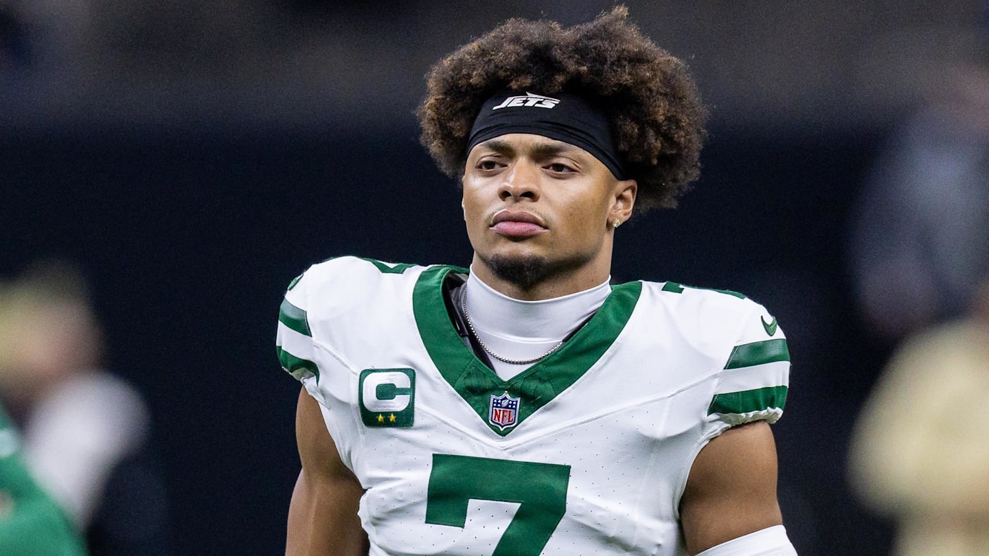 Jets Linked to $230 Million Star QB to Replace Justin Fields