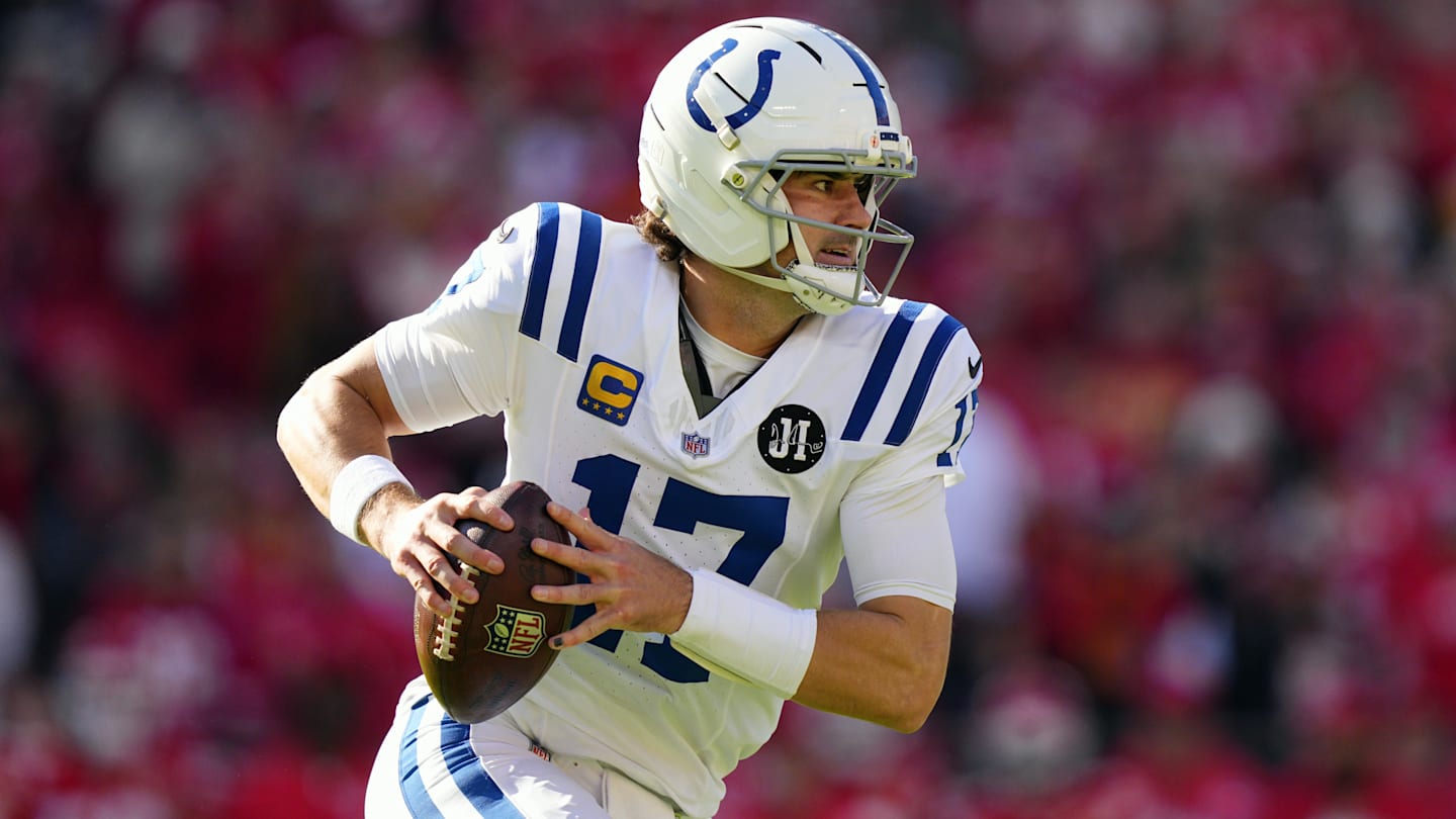 Colts' Daniel Jones on Track to Battle Texans Despite Fibula Fracture
