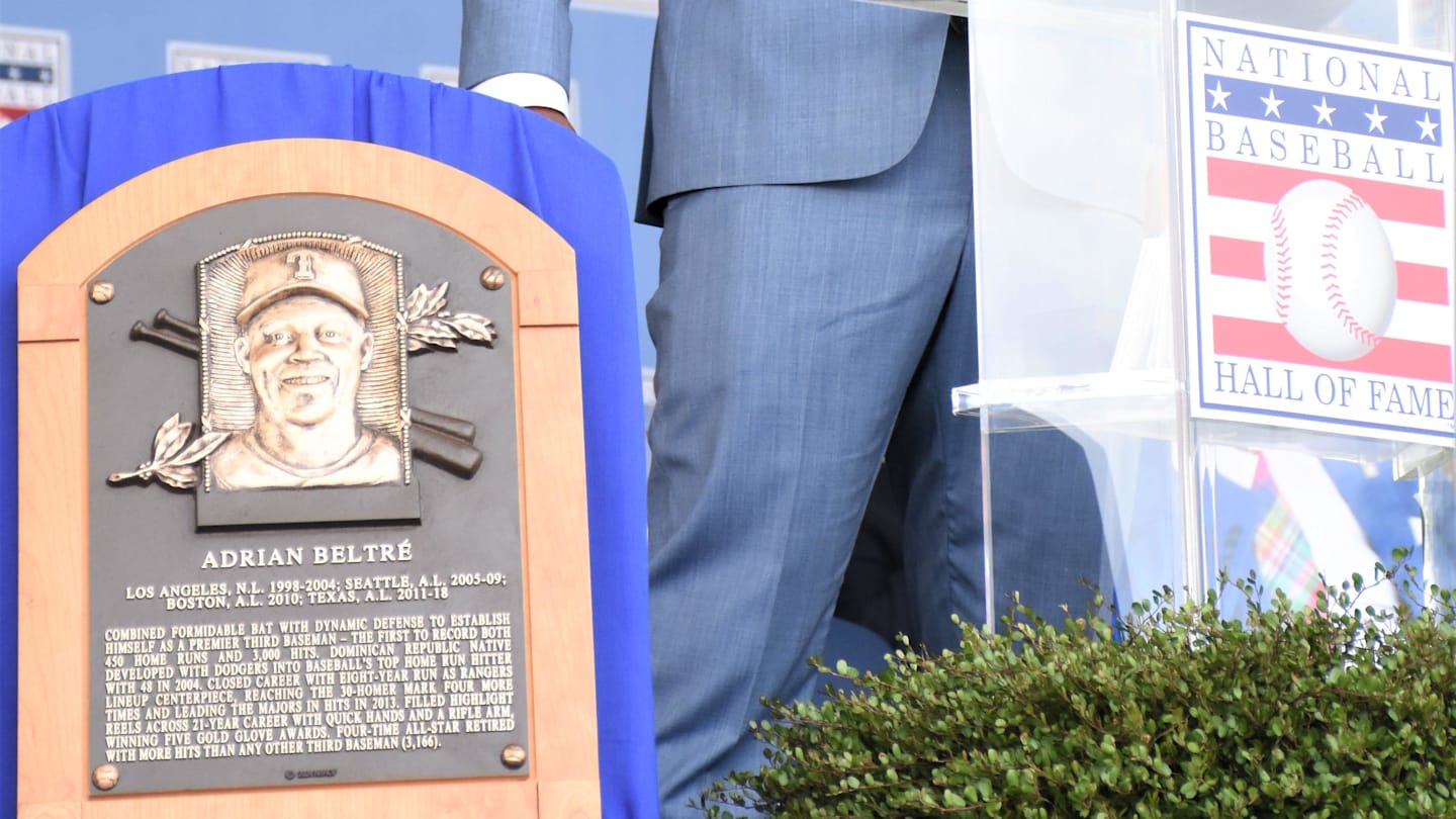 Will Hall of Fame Finally Call for Yankees Legend?