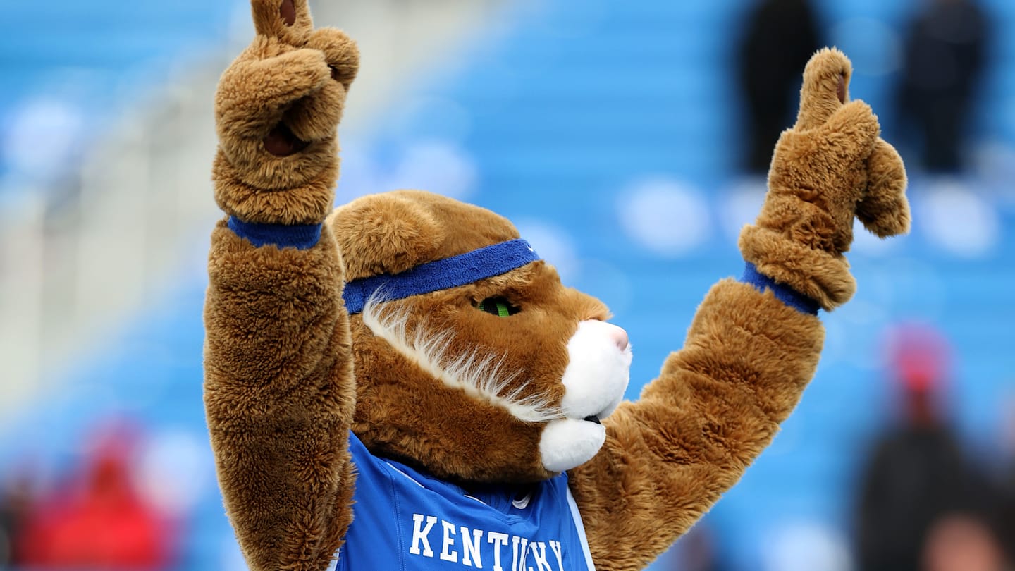Ranking the best University of Kentucky sports logos over the years.
