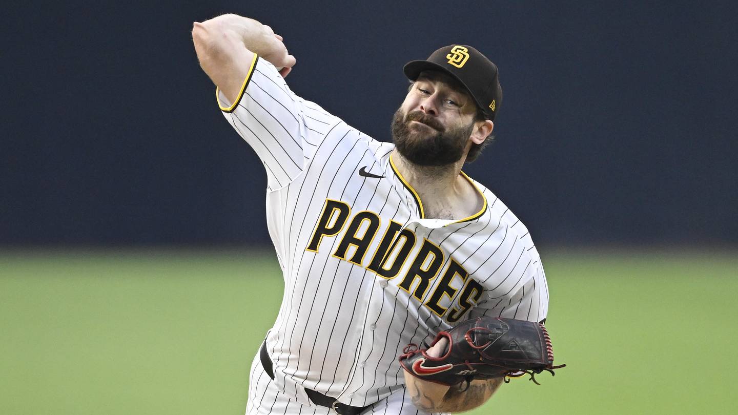 Padres Announce Sudden Change to Starting Pitcher vs Cardinals