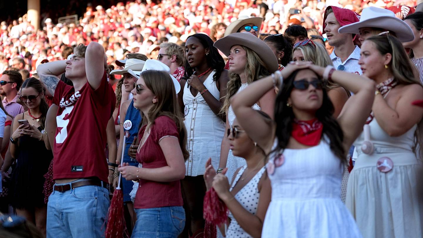 Oklahoma fans dish out disappointments from Sooners' loss to Texas