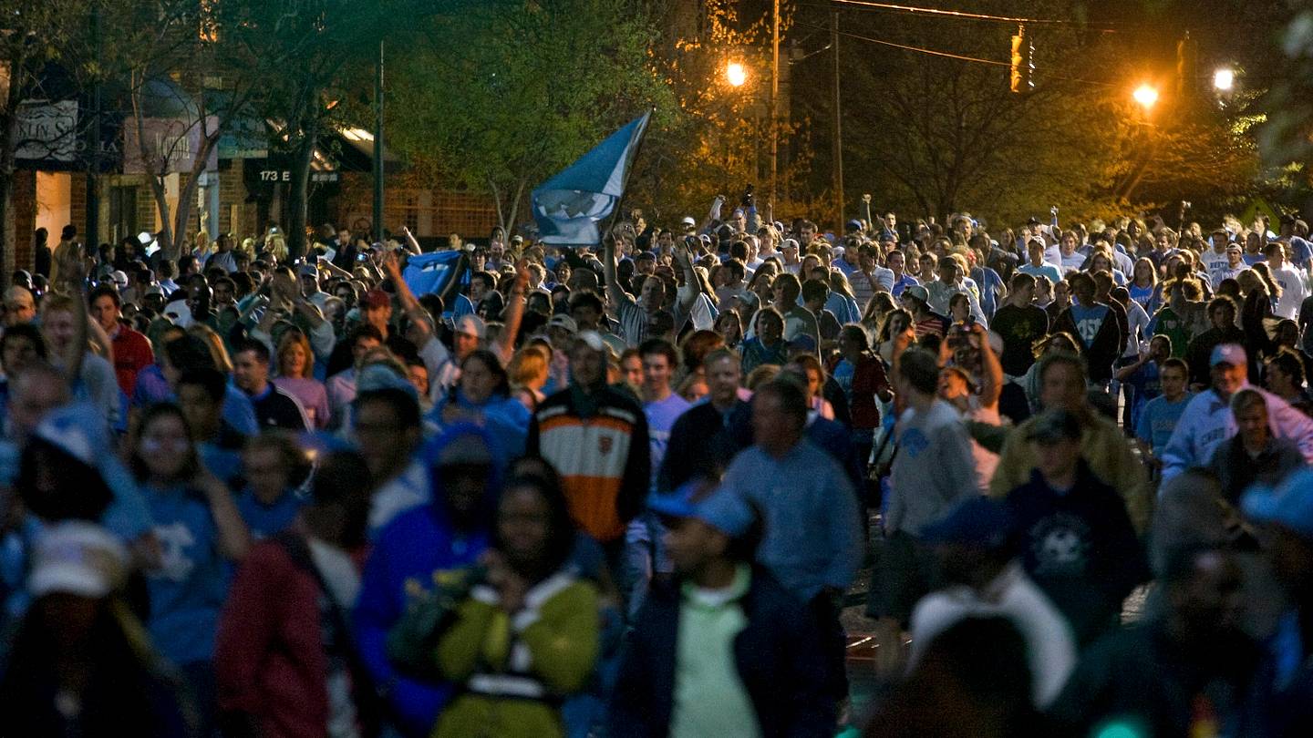 UNC Basketball: It's a party on Franklin Street!