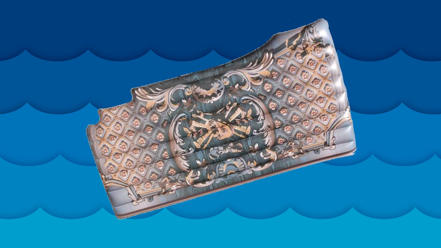 This Door-Shaped 'Titanic' Pool Float Definitely Has Room for Two