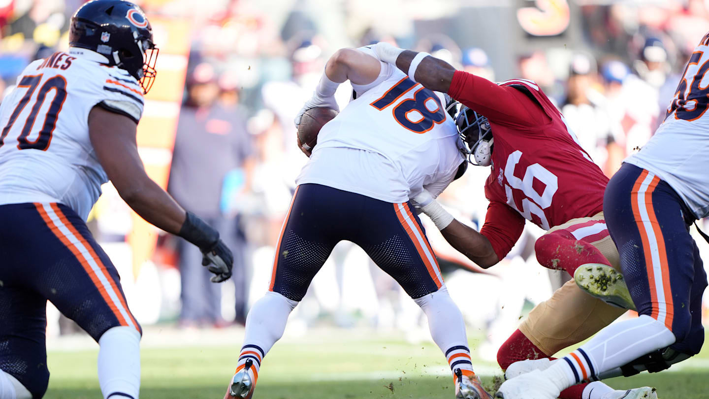 One stat proves how historically awful the Bears' offense has been in ...